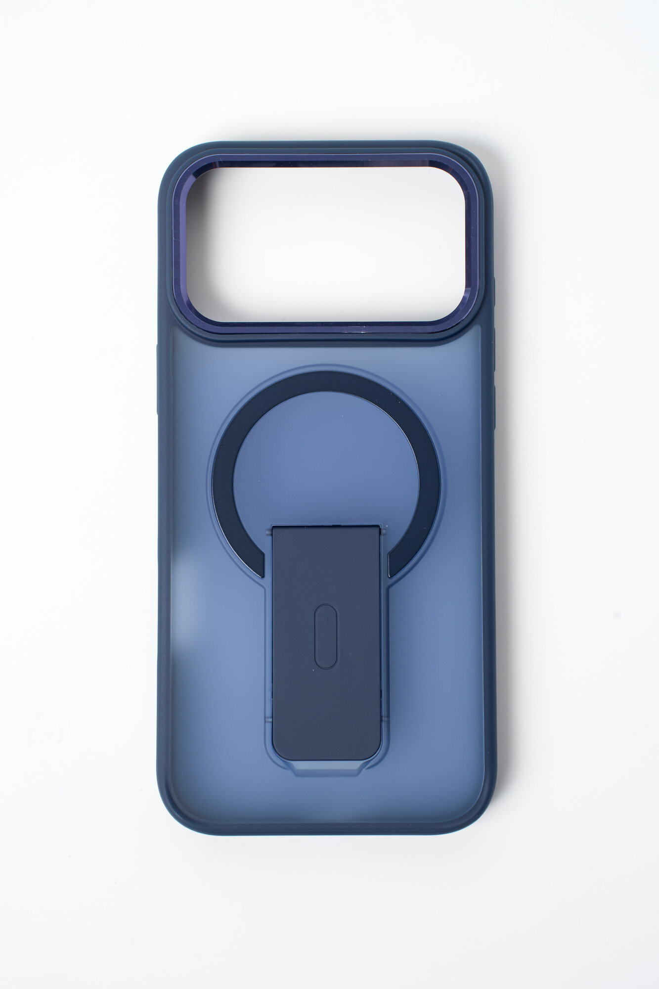 Чехол на Айфон 17 Про (iPhone 17 Pro) с поддержкой беспроводной зарядки и подставкой, синий