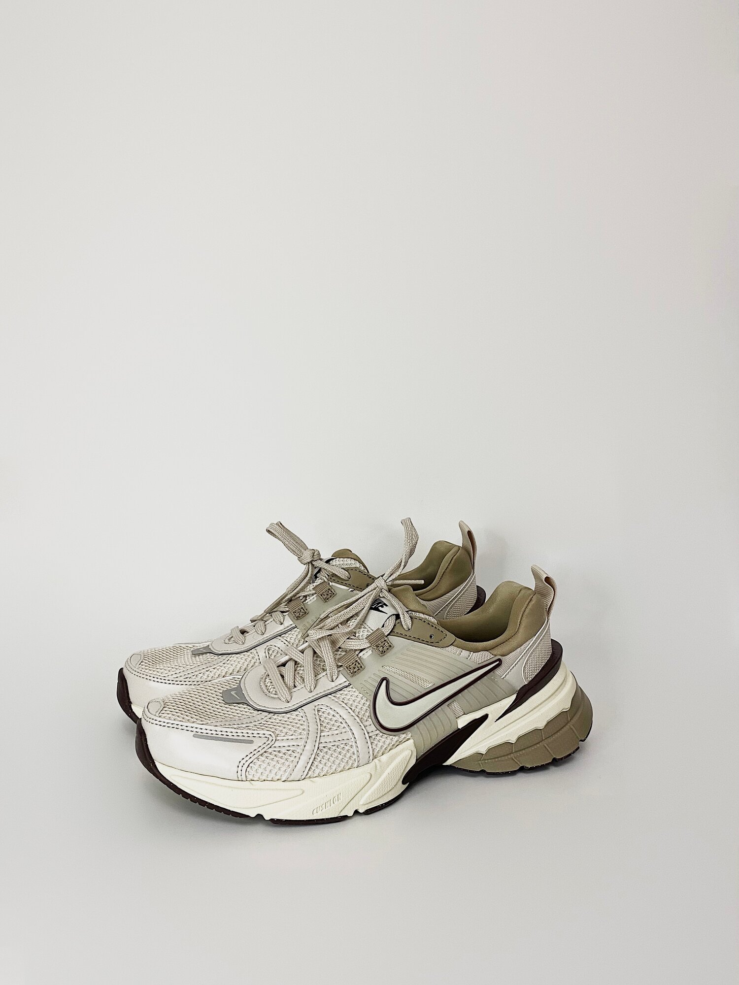 Кроссовки V2K Run