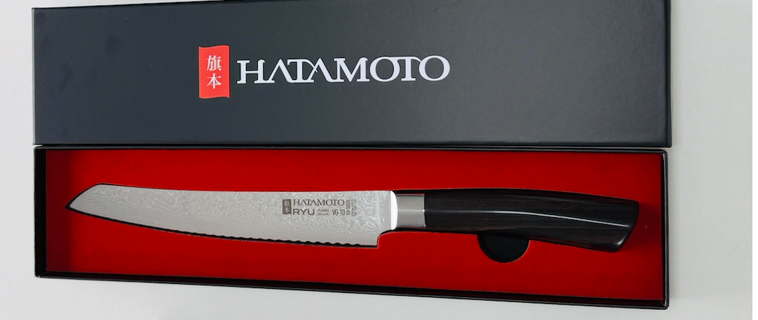 Хлебный нож Hatamoto Ryu (YD-S026), длина клинка 203 мм, сталь VG-10 (67 слоёв), рукоять Ebony wood