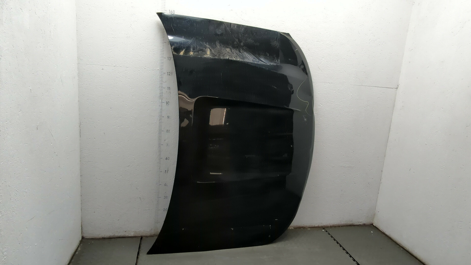 Капот Ford Explorer Б/У