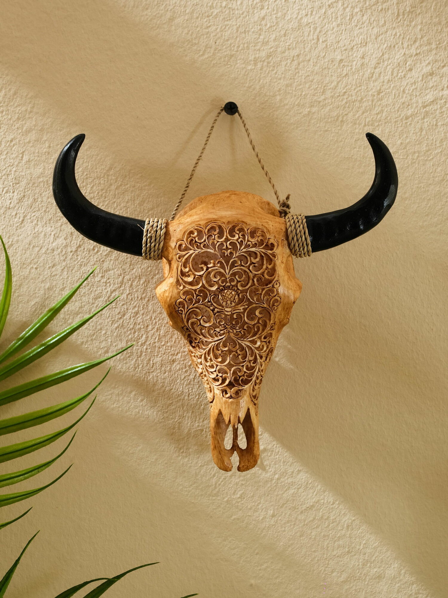 Сувенир интерьерный "Череп буйвола", 15x16x7 см, полирезин, тематика: черепа, скелеты