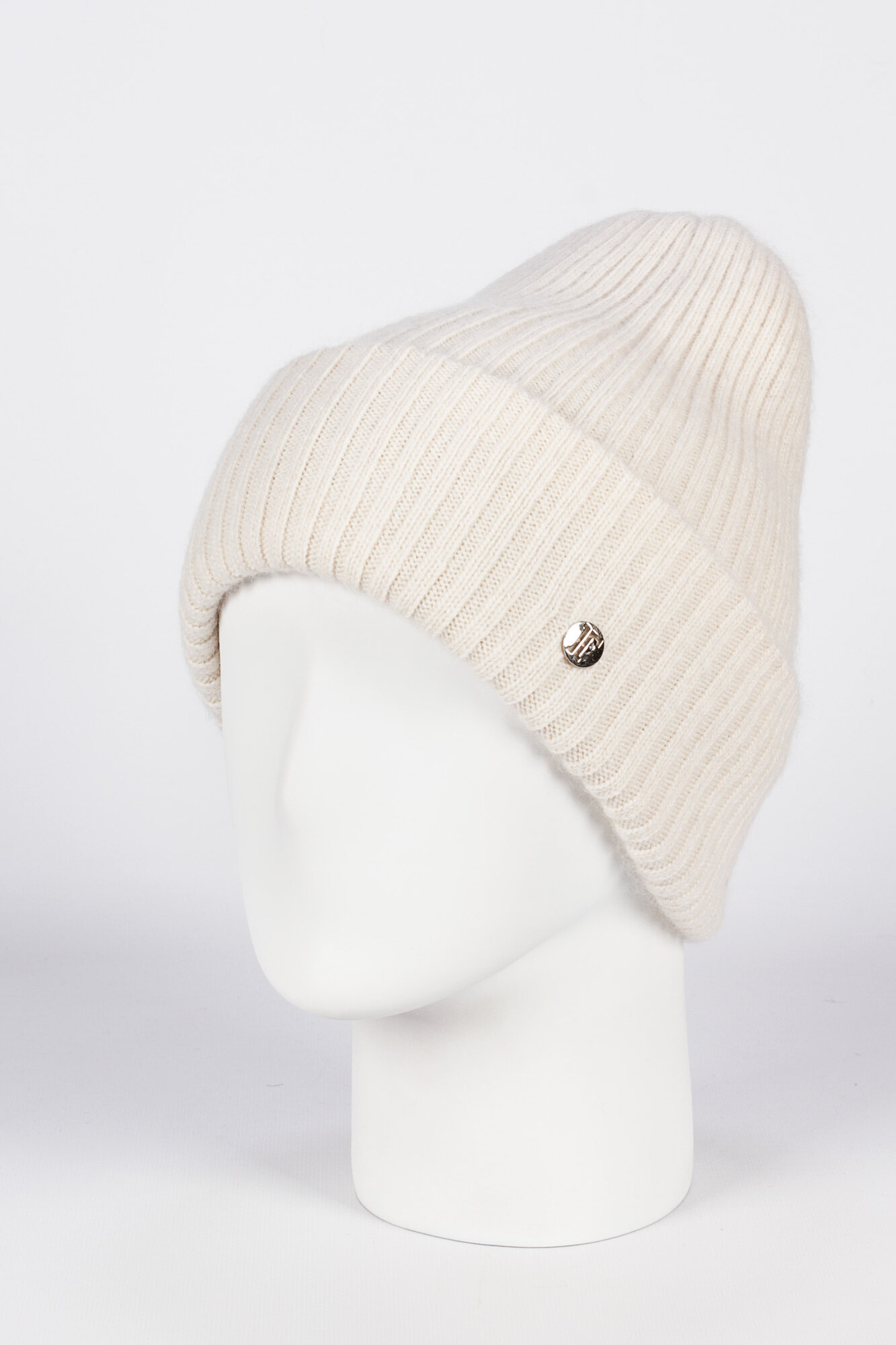 Шапка для женщин