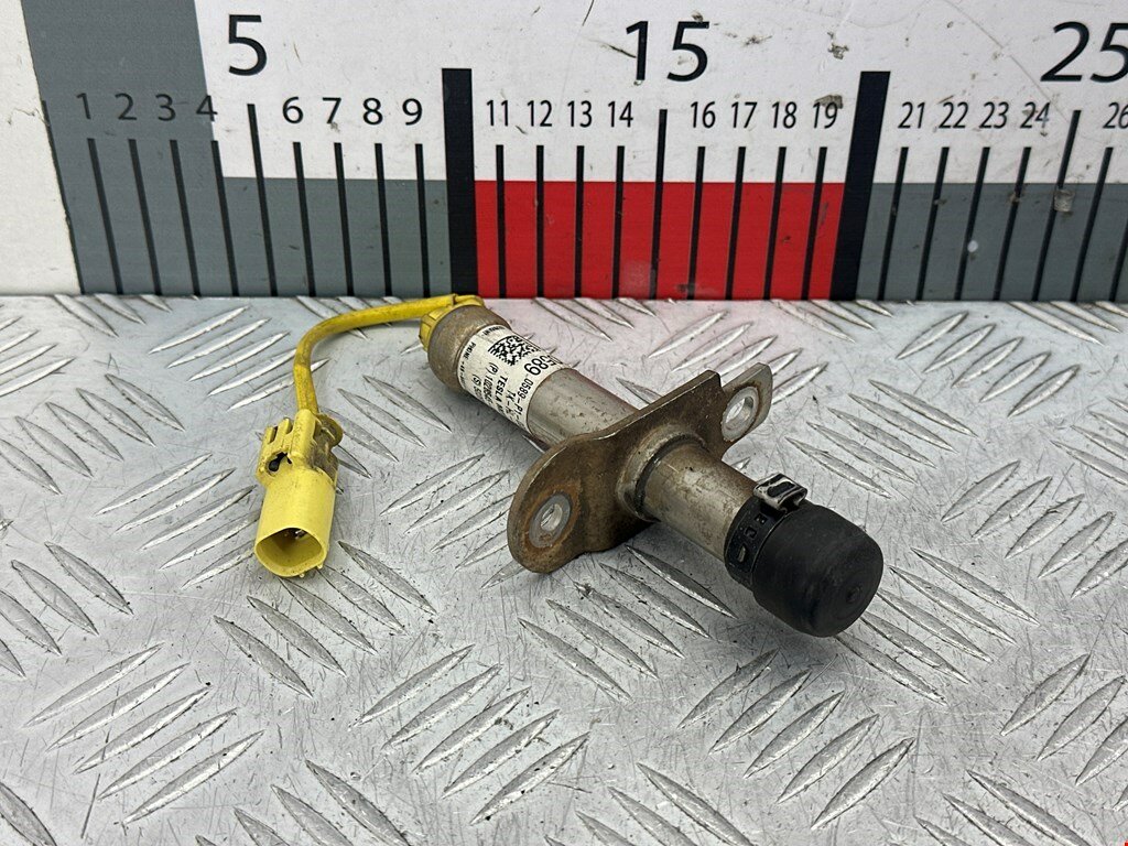 Пиропатрон Tesla Model S 102854500B арт. 2263542