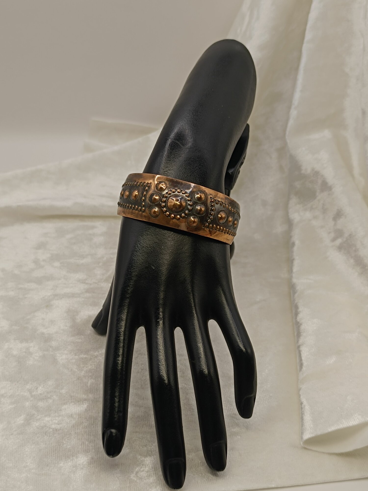 Винтажный медный браслет, длина 19 см.