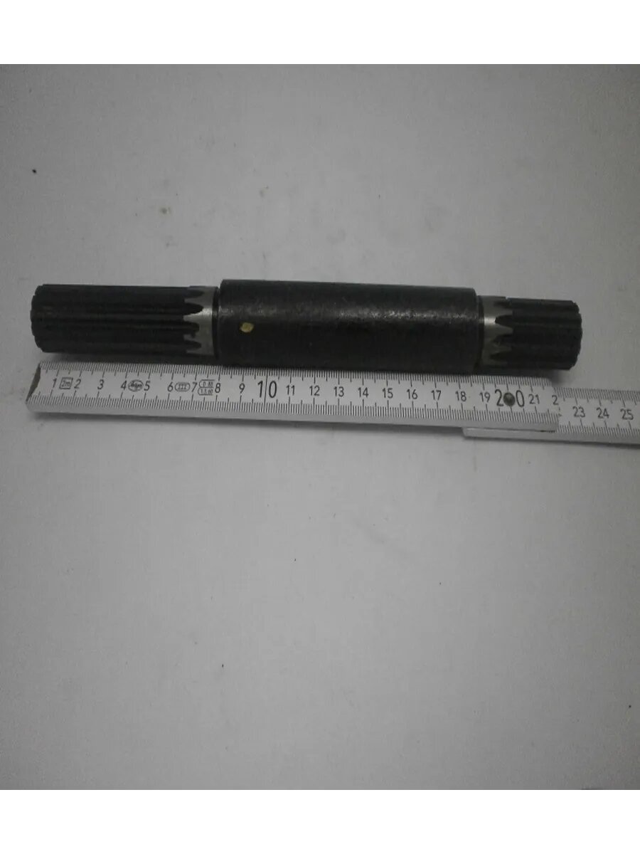 Вал привода ножей T-180 косилки трактора , шт