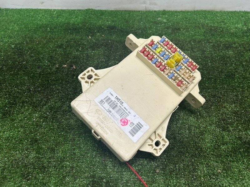 Блок предохранителей салонный Kia Ceed ED хэтчбек 919502H500