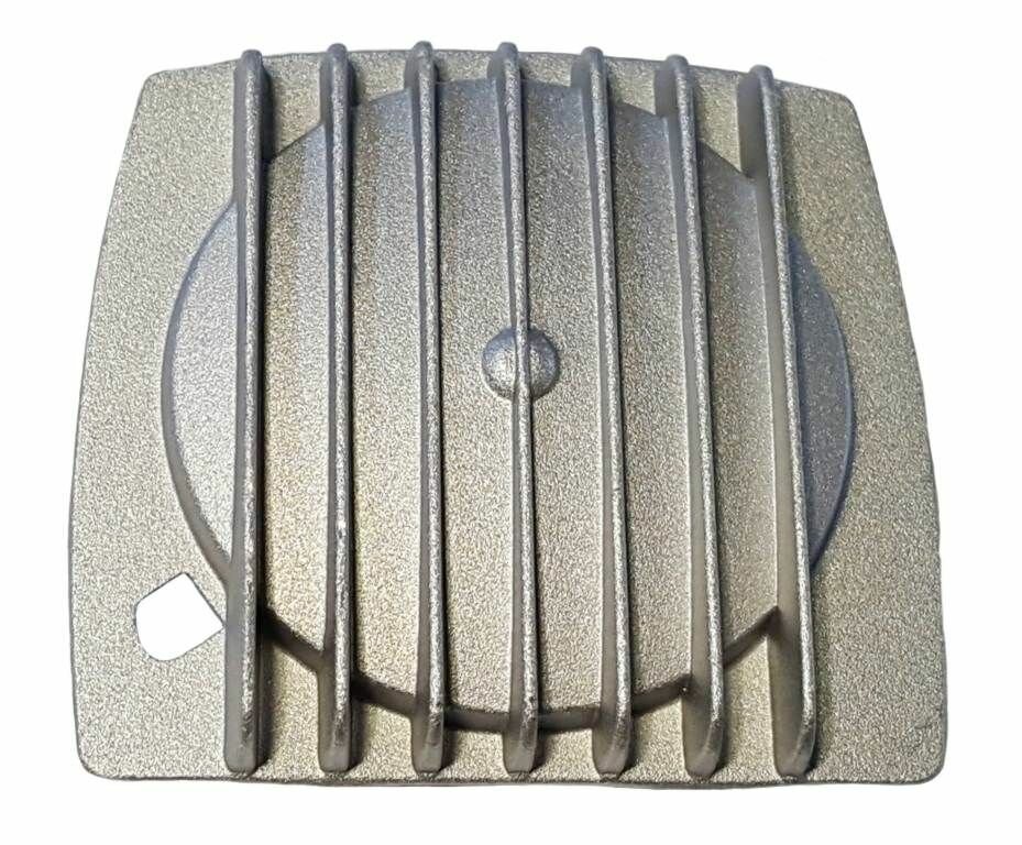 Крышка головки цилиндра боковая круглая рифленая 139FMB, 147FMH, 152FMI DELTA, ALPHA 110