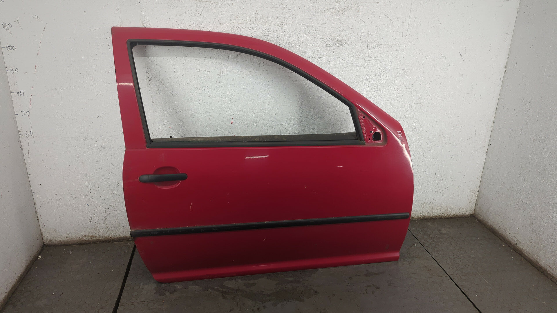 Дверь боковая (легковая) правая передняя Volkswagen Golf 4 Б/У