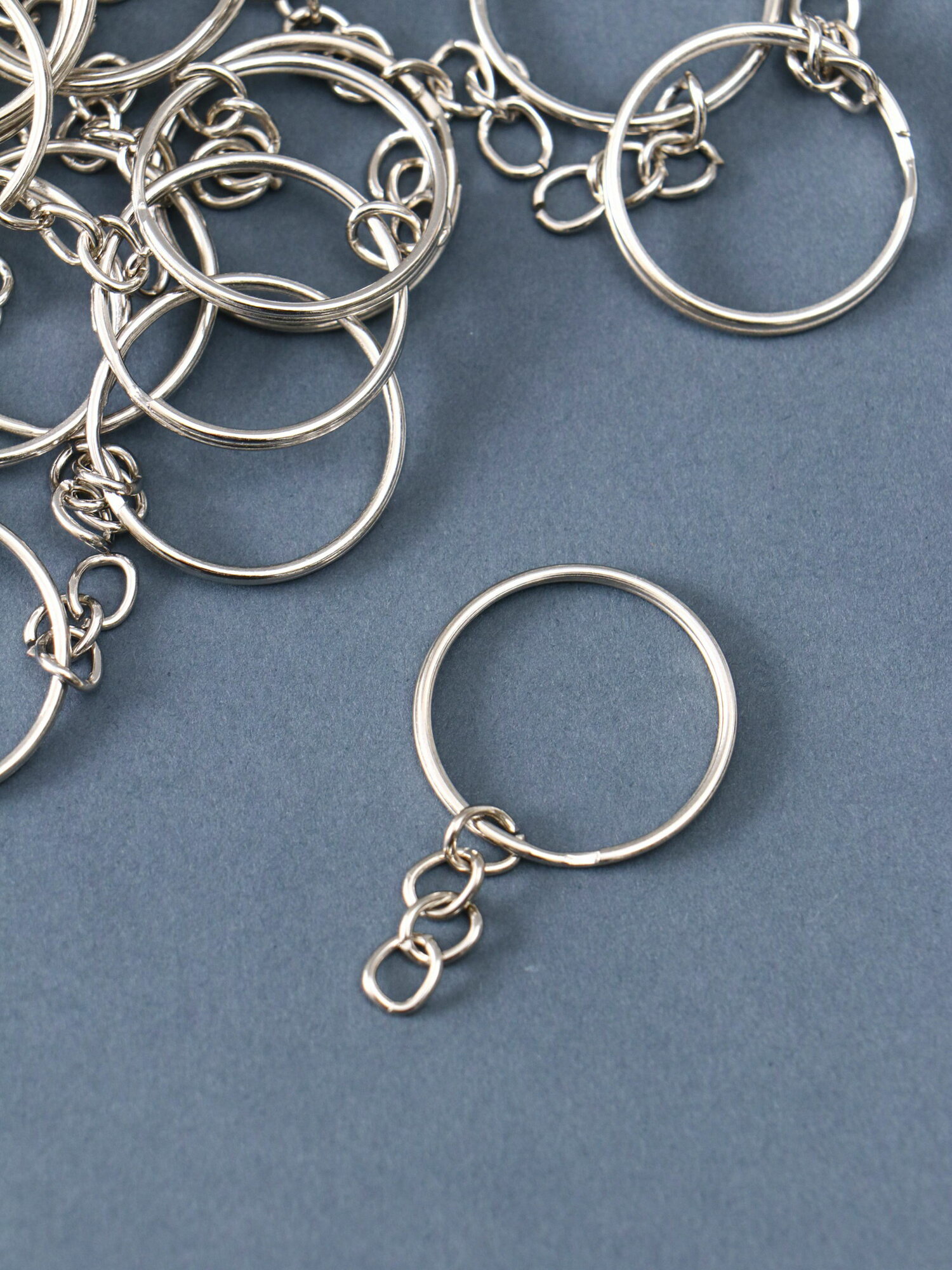 Основа для брелока кольцо с цепочкой, металл под серебро, 2.5x2.5 см, набор 40 шт.
