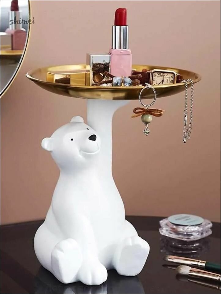 Статуэтка "Белый медведь" с золотым подносом, эпоксидная смола, 11x10 см