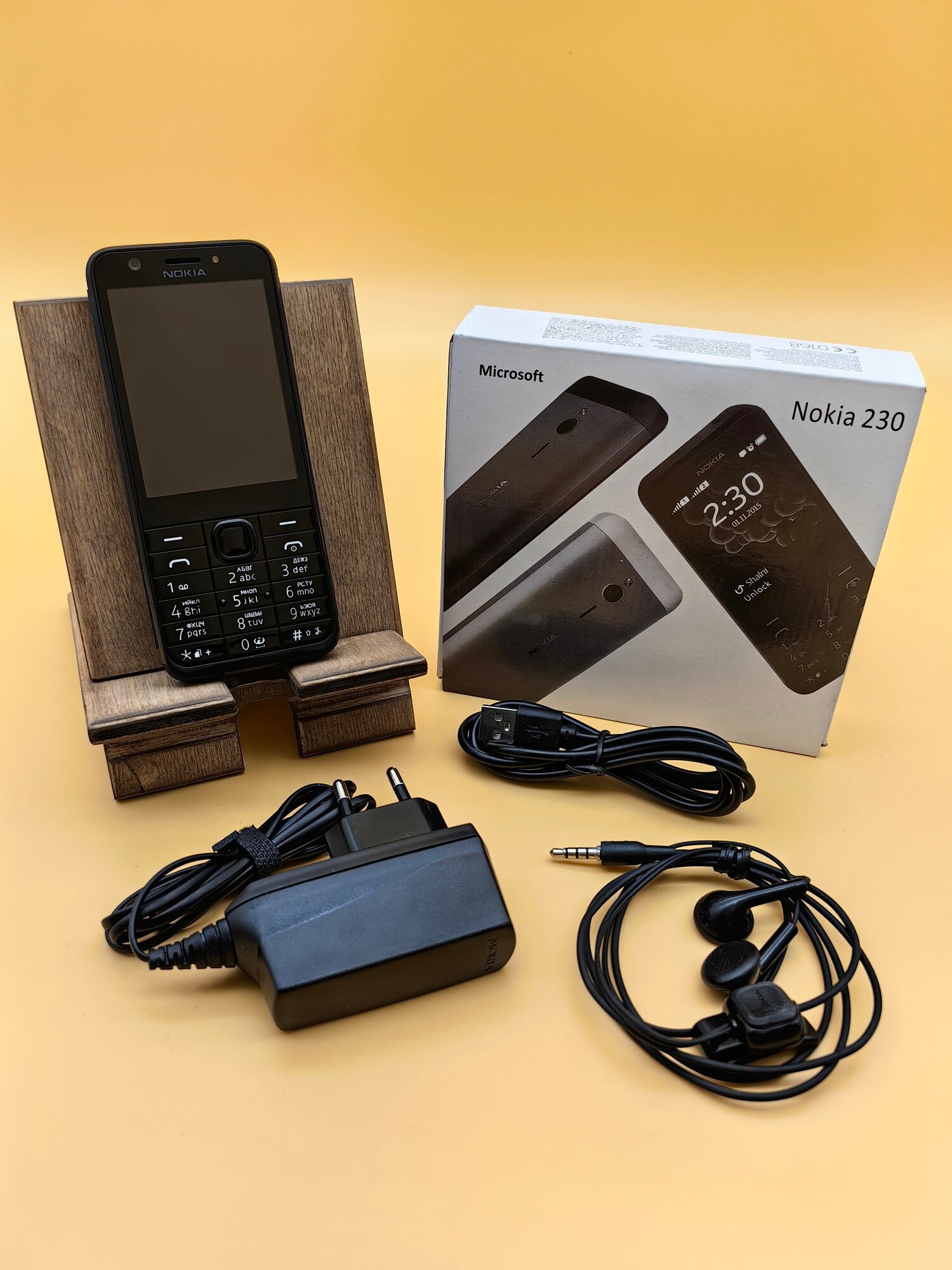 Мобильный кнопочный телефон Nokia 230 Dual Sim, Черный