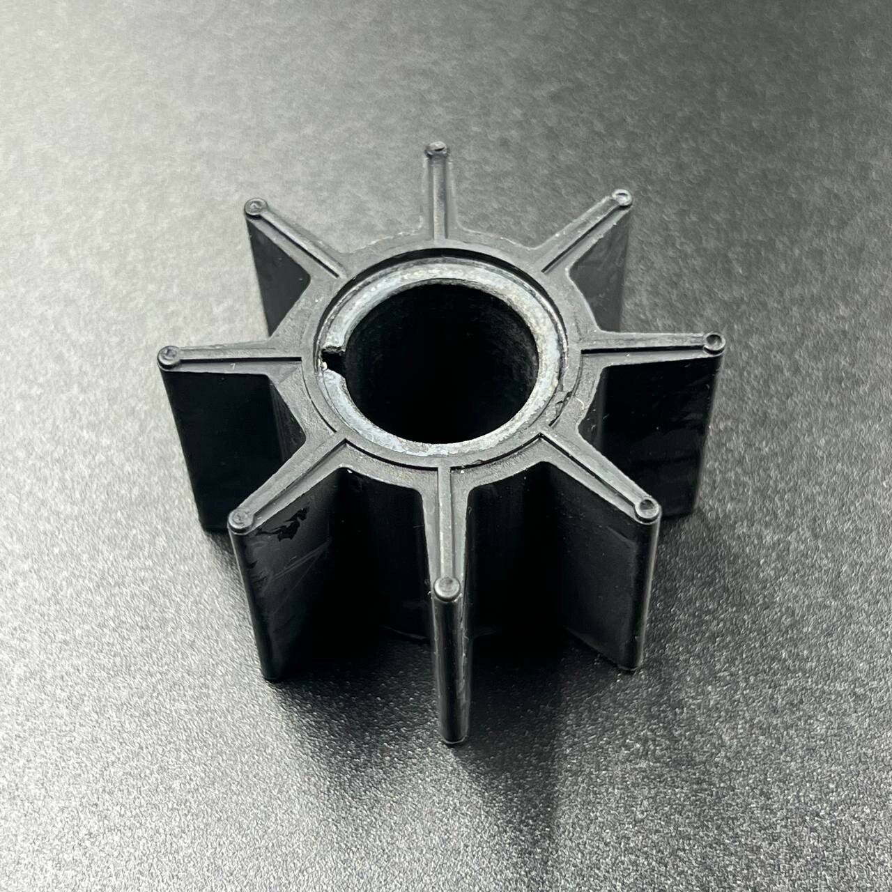 Крыльчатка помпы охлаждения Tohatsu 9.9-18/Mercury 9.9-18 (3LD-65021-0; 47-803748; 8M0135803) (YUELA