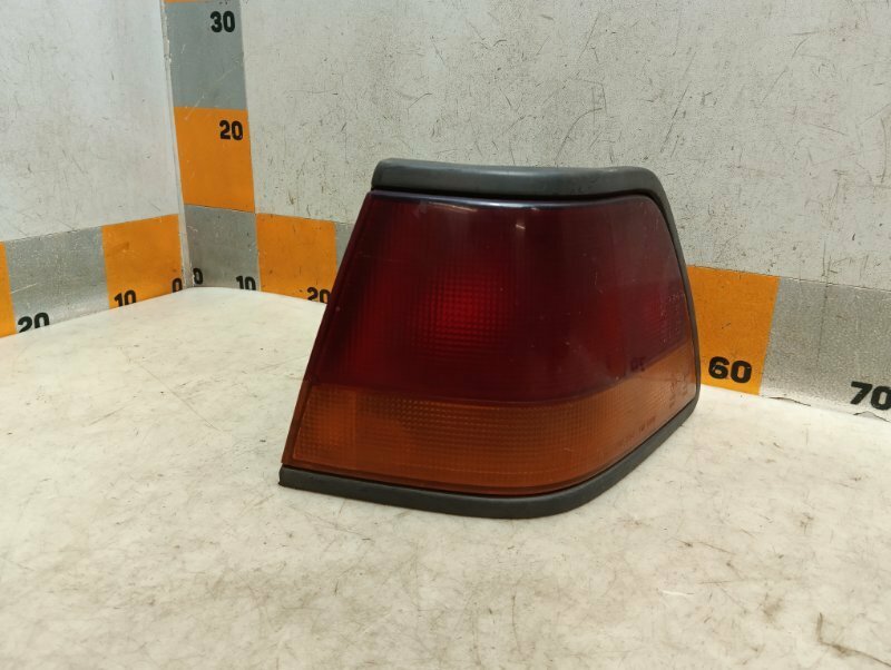 Б/У Фонарь задний правый Daewoo Espero 1996 KLEJ 477566 DAEWOO арт. 96136528