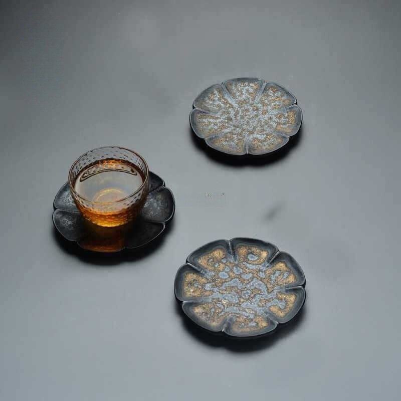 Оптовая продажа грубых керамических подставок для небольших стеклянных чашек для чая Керамические чайные подставки для