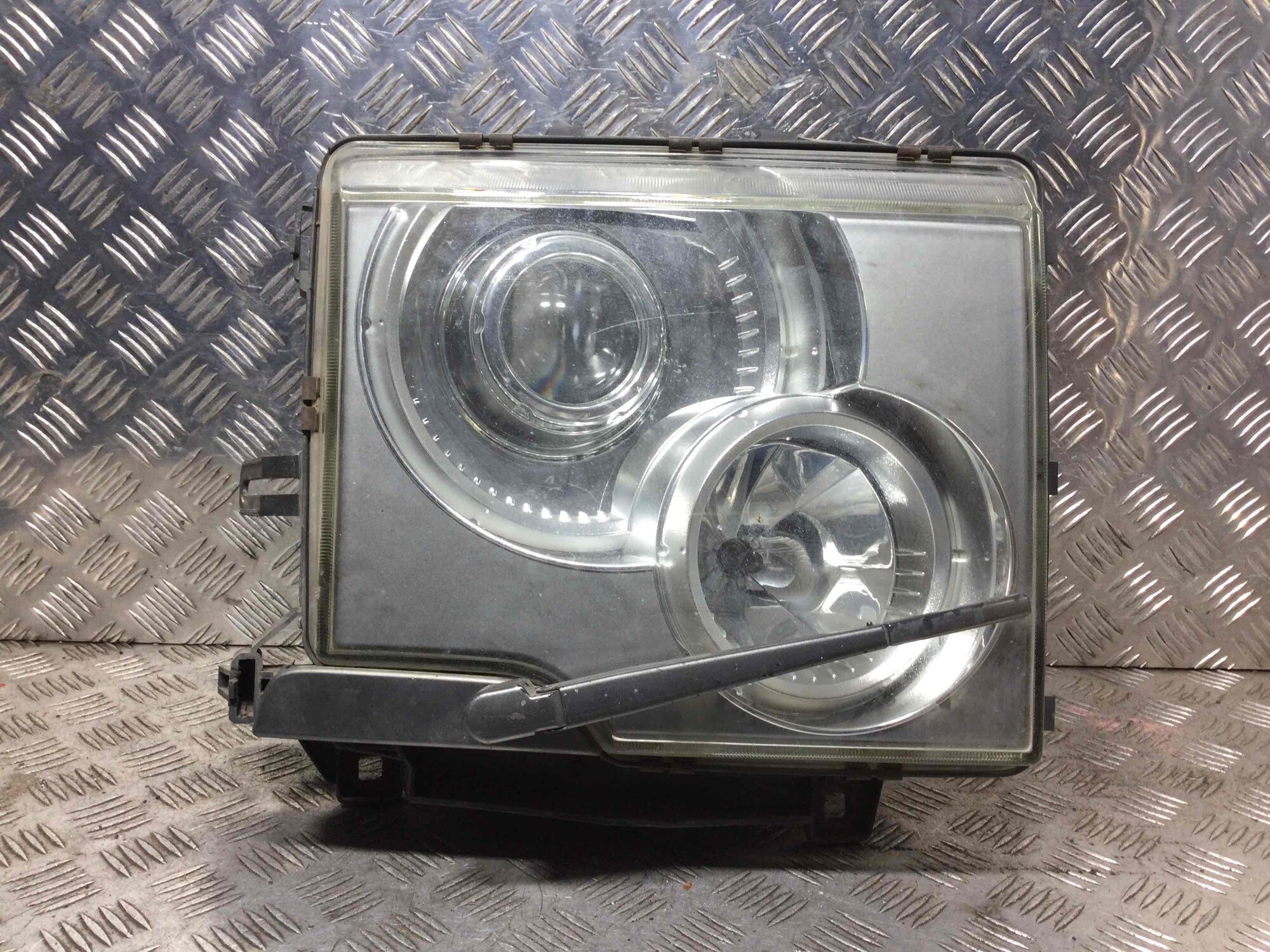 Б/У Фара правая Land Rover Range Rover 3 поколение (2002-2005) 2004 г.
