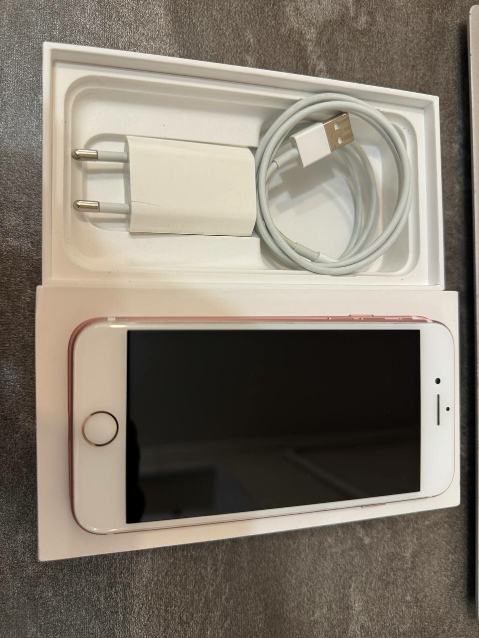 Смартфон Apple iPhone 7 128 GB Rose Gold «Розовое золото» Б/У