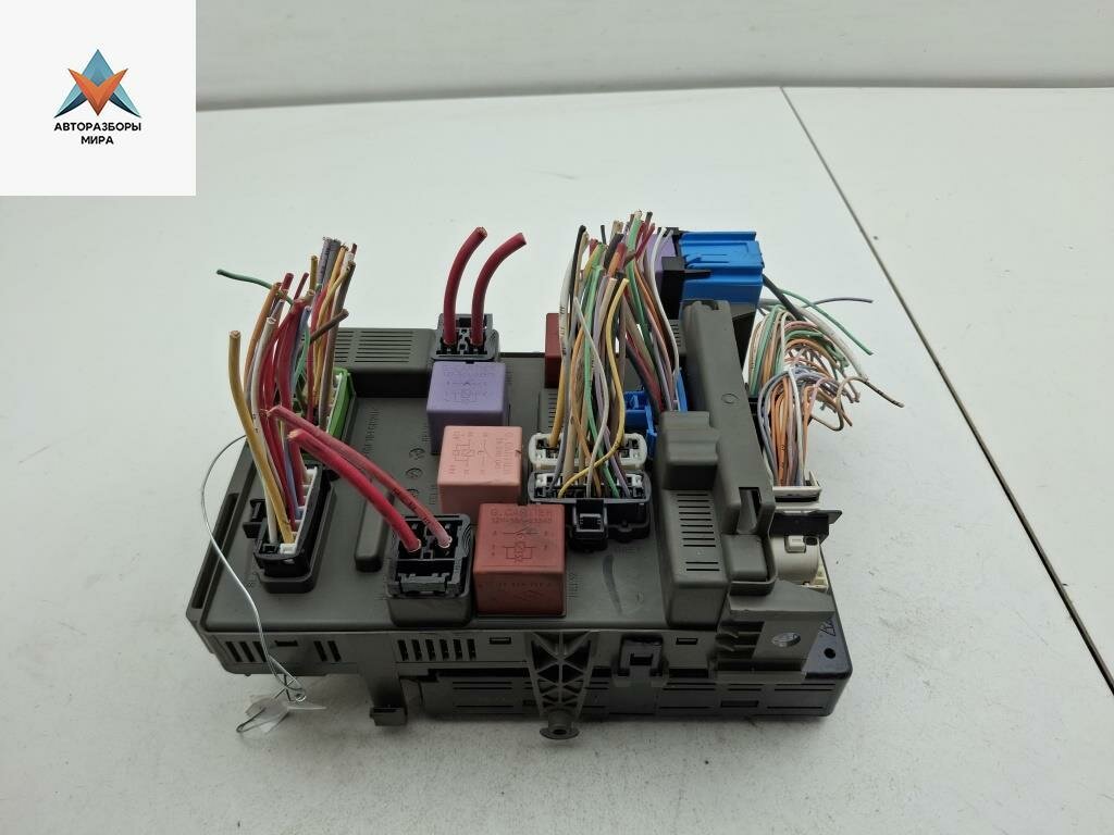 Блок предохранителей Renault Laguna 2 рест. 2005 8200371614