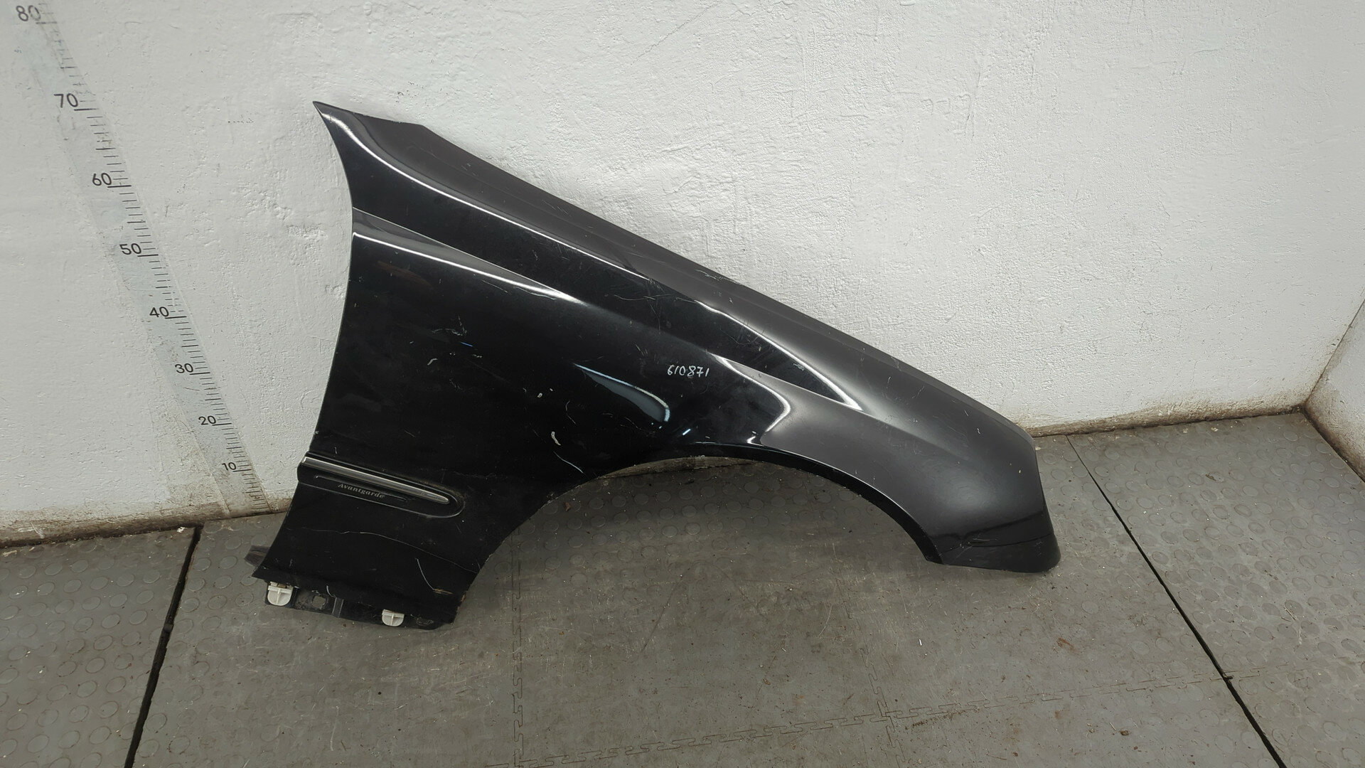 Крыло правое переднее Mercedes C W203 Б/У