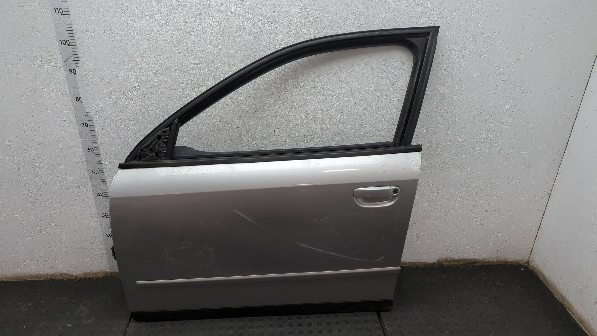 Дверь боковая (легковая) левая передняя Audi A4 (B6) Б/У