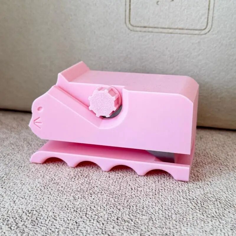 Пластиковый ручной резак для бумаги и картона pink