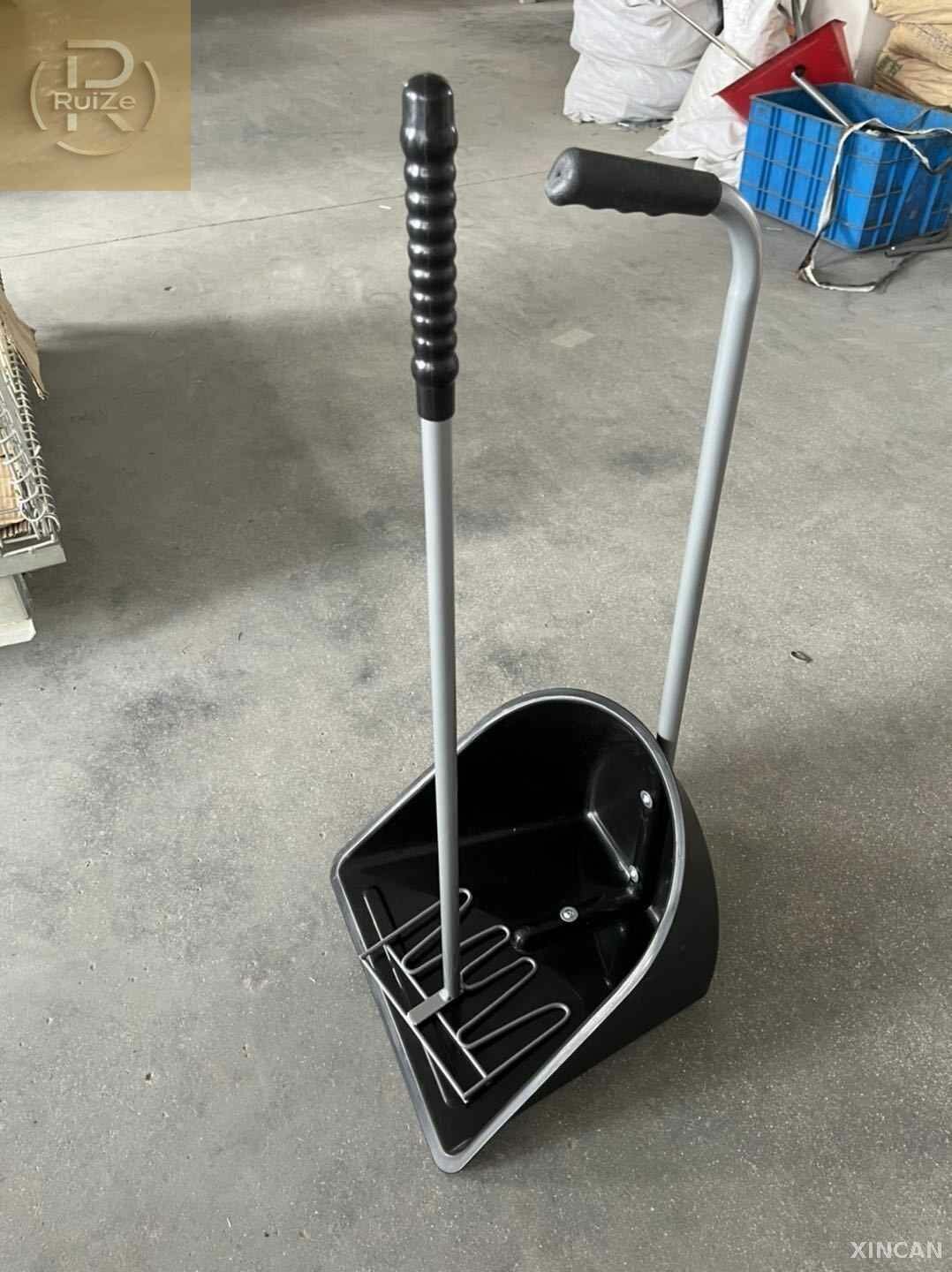 Совок+ вилы /комплект для уборки навоза/ EKKIA-