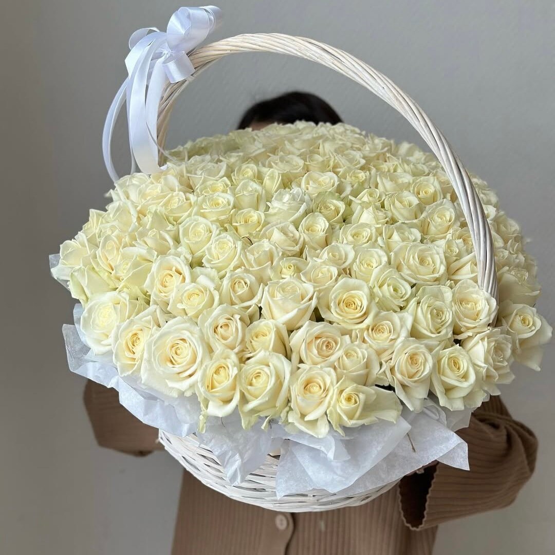 Букет из белых роз 101 шт в корзине, красивый букет цветов, шикарный, премиум цветы, премиум букет