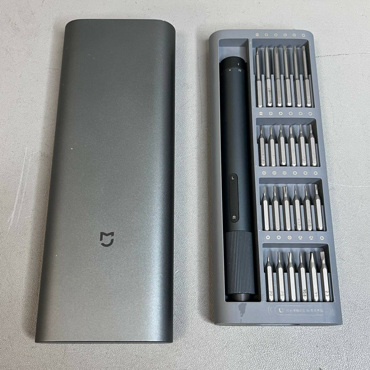 Аккумуляторная отвертка Xiaomi Mijia Electric Screwdriver 24 in 1 (MJDDLSD003QW) черный