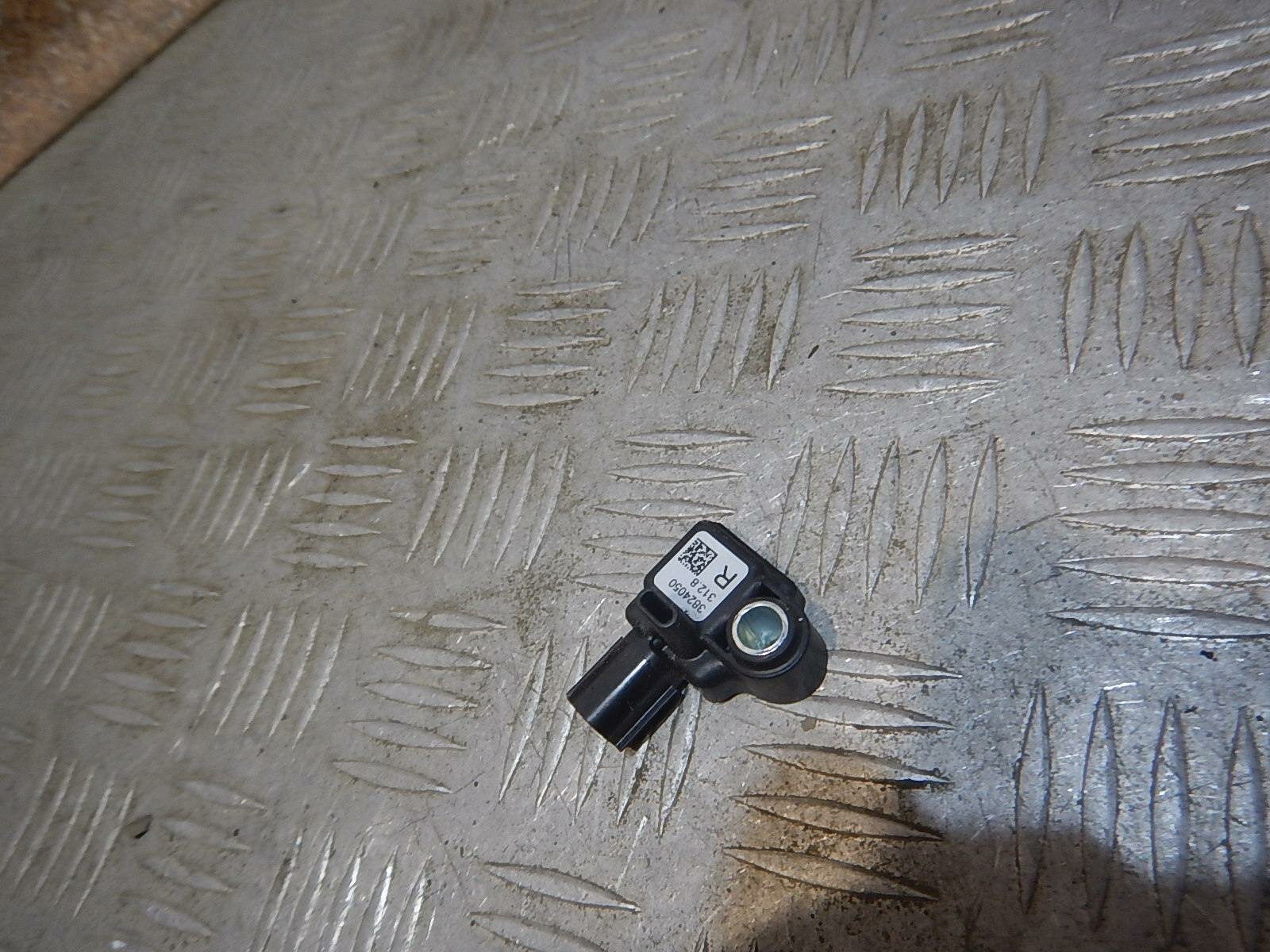 Б/У Датчик AIR BAG, ВАЗ-LADA VESTA (веста) LADA VESTA (Веста) Без видимых повреждений. 452289 LADA арт. 21700382405000