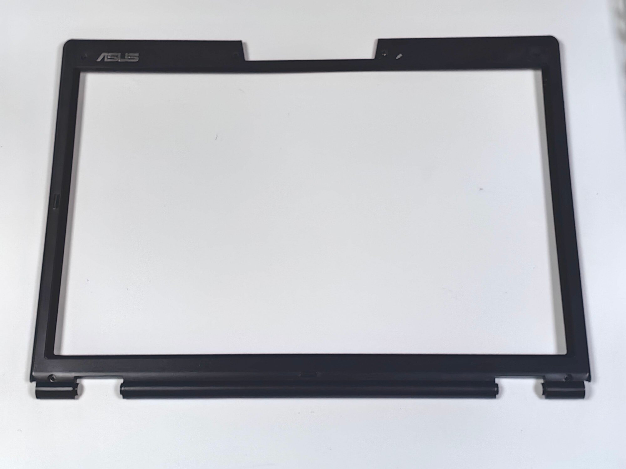 Рамка матрицы для Asus Lamborghini VX2 VX2S 13GNGH3AP101-1