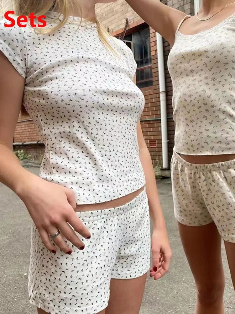 Комплект одежды