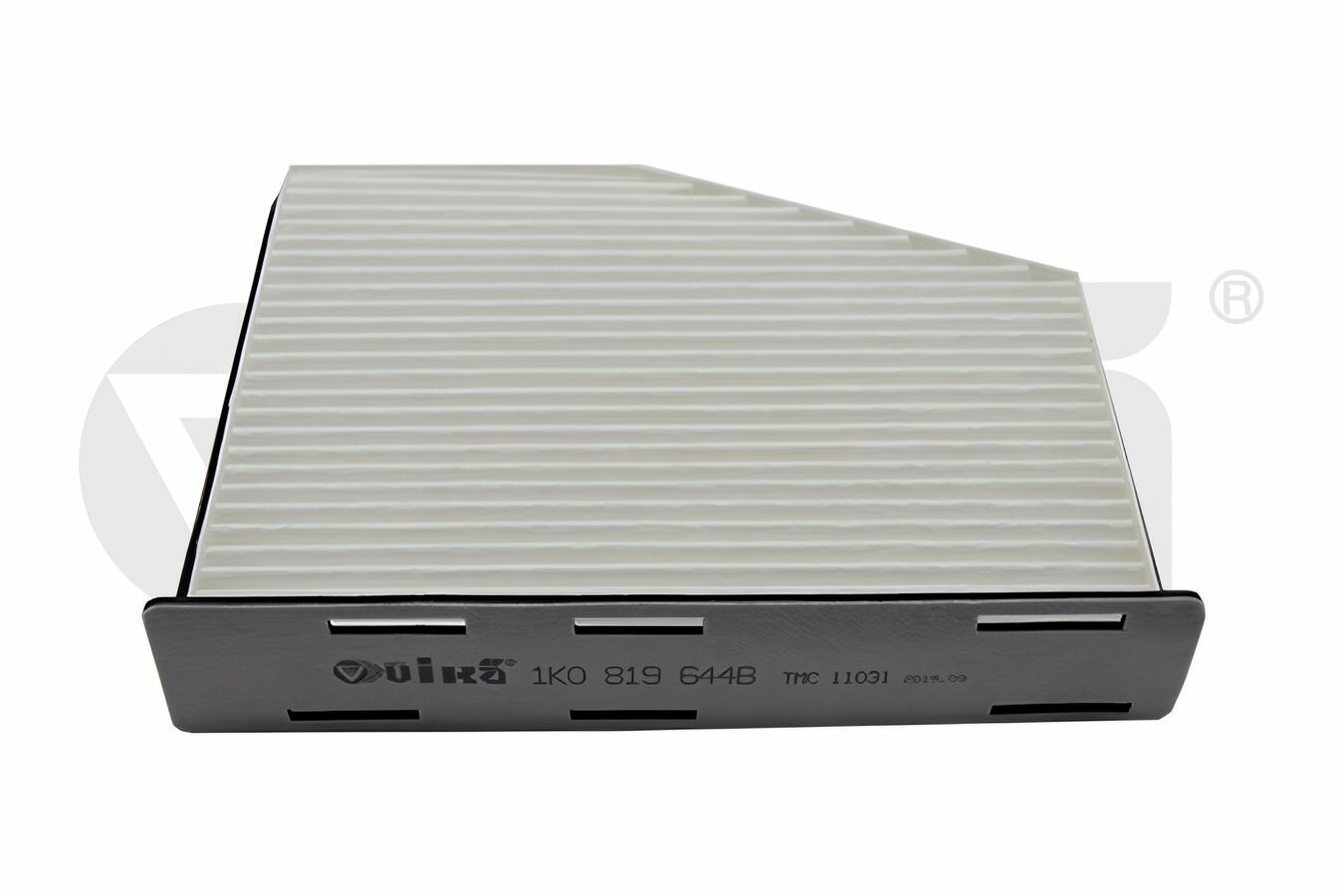 Фильтр салонный для Шкода Октавия 2, Фольксваген Гольф 5, 6, Пассат B6, Тигуан 18190189901 VIKA