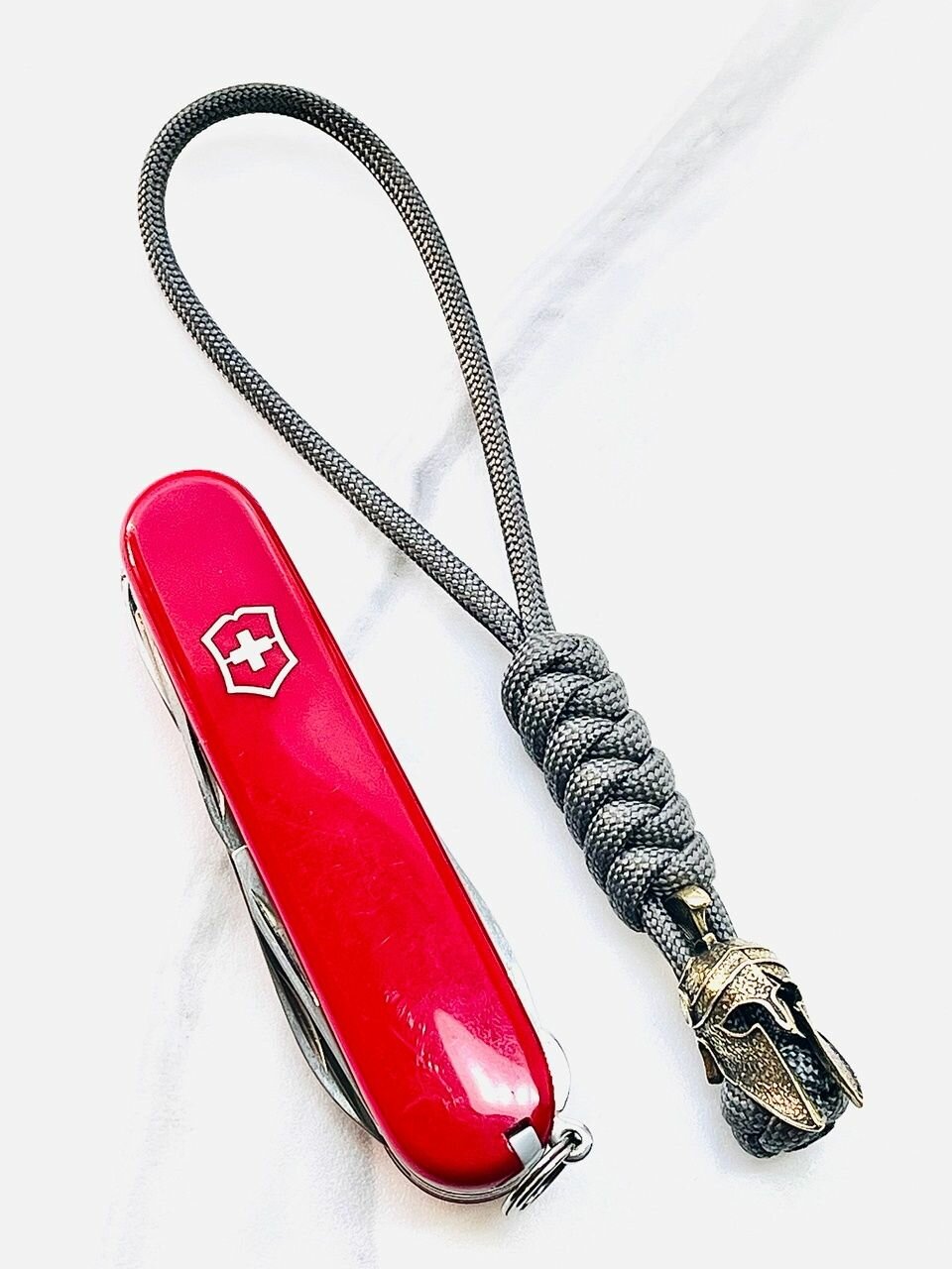 Темляк для ножа