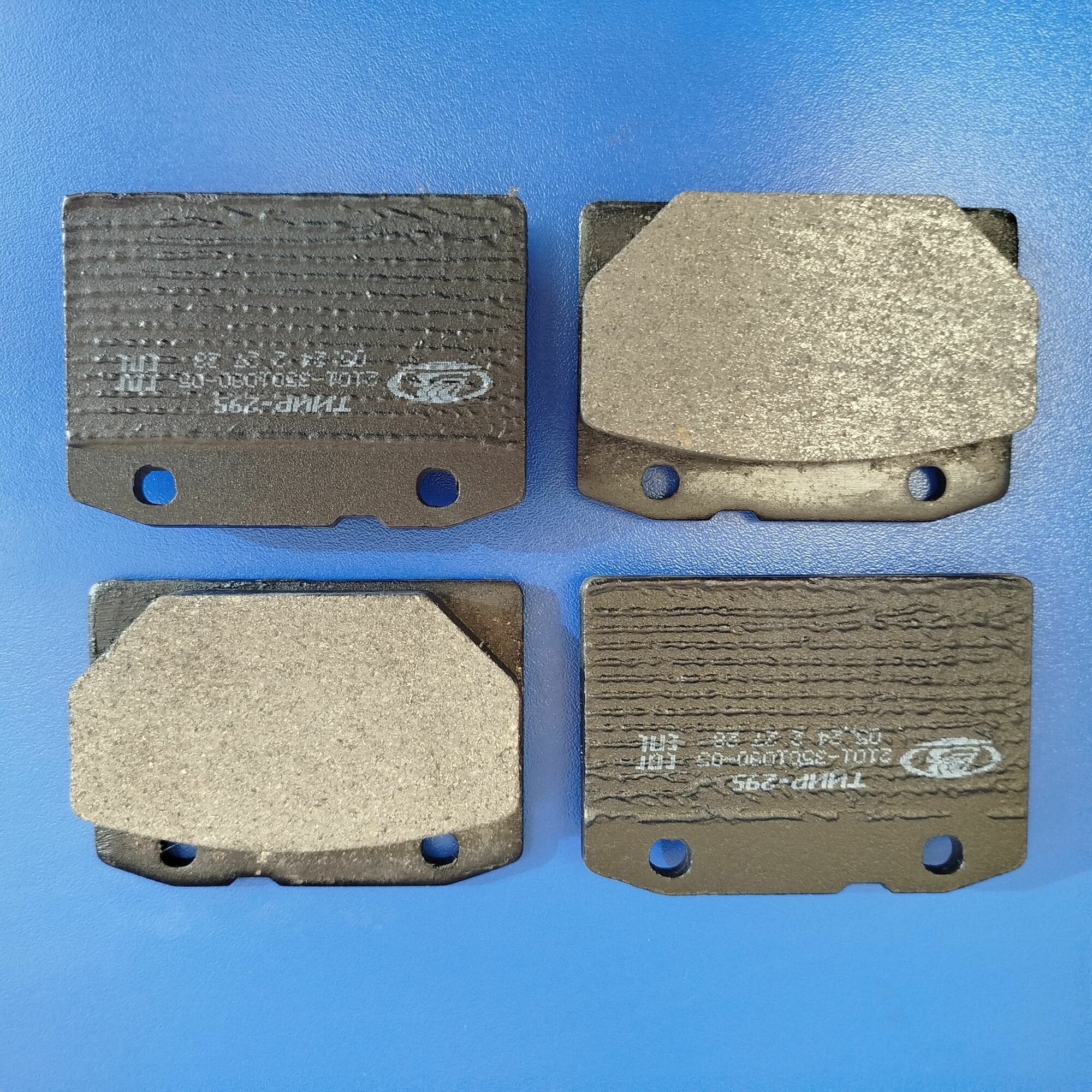 Колодки переднего тормоза "ВАЗ" для автомобилей ВАЗ 2101-07 SPORT (2101-3501800-83)