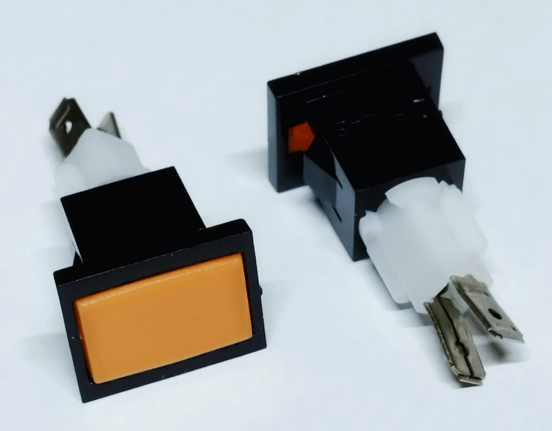 Лампа контрольная 12В, желтая без символа