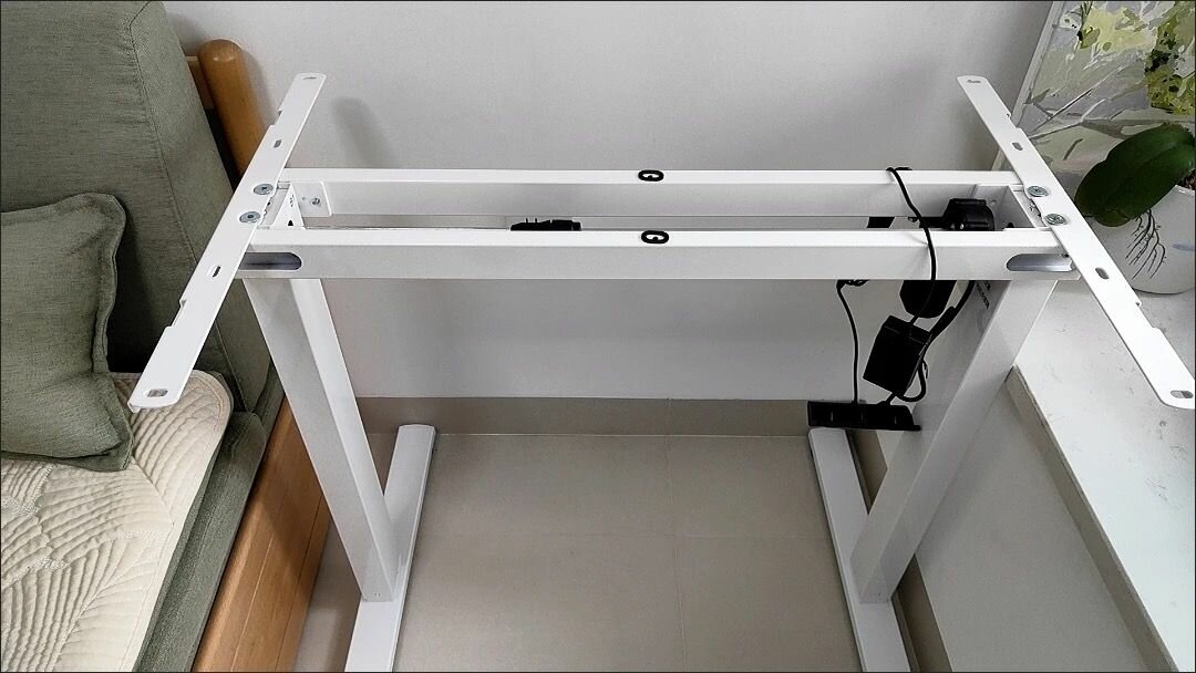 Подстолье для компьютерного стола с электроприводом, рама для стола регулируемая по высоте, одномоторная
