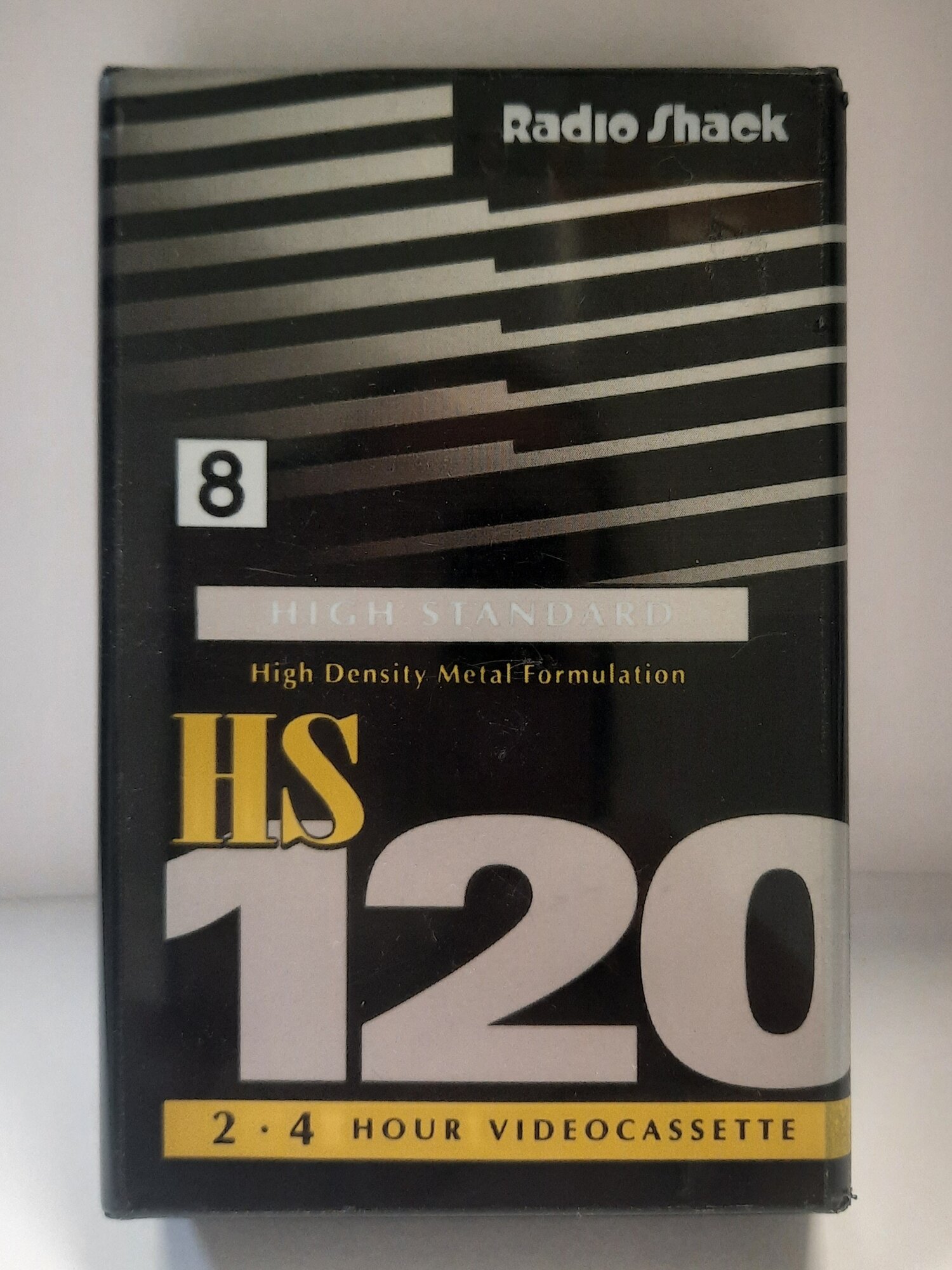 Видеокассета формата 8 мм, Radio Shack, metall HSP6-120, для видеокамер 8 мм, 120 минут, Jewel case.