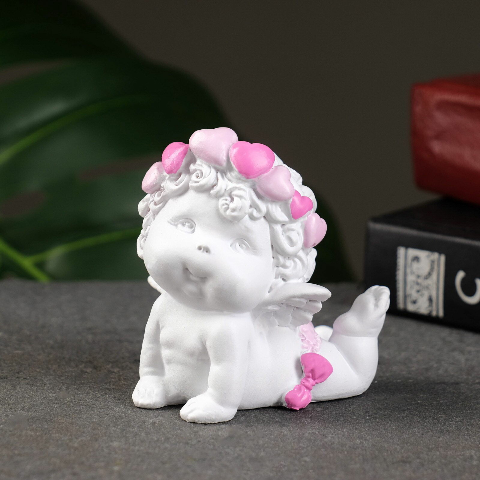 Фигурка "Ангел лежит ручки в пол", 7x5x7 см, цвет: белый, тематика праздника: 14 февраля