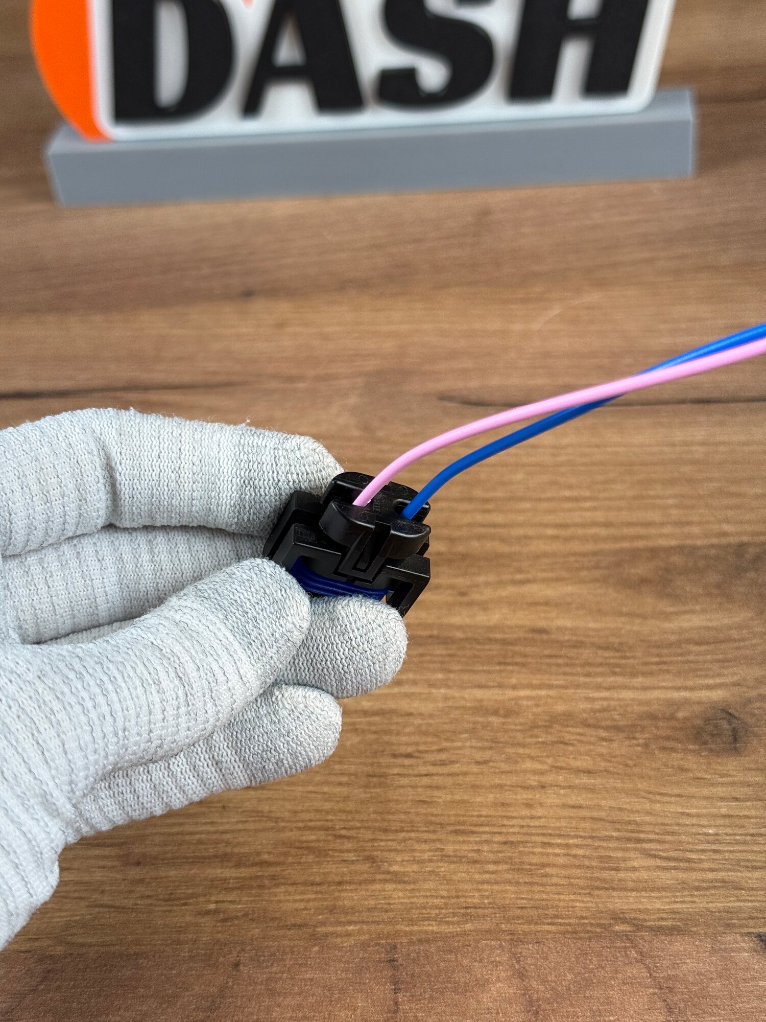 Разъём муфты компрессора кондиционера арт. 88862230 с проводами (2 PIN Female) 15 см для GM, Renault