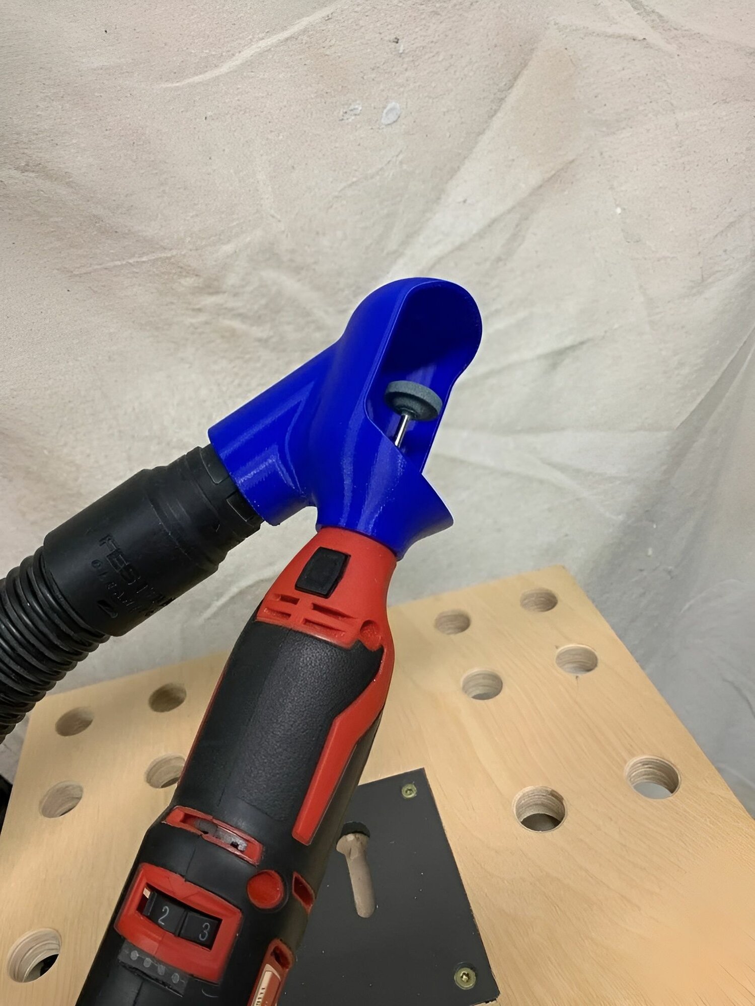 Пылеотвод на гравер под шланг Festool
