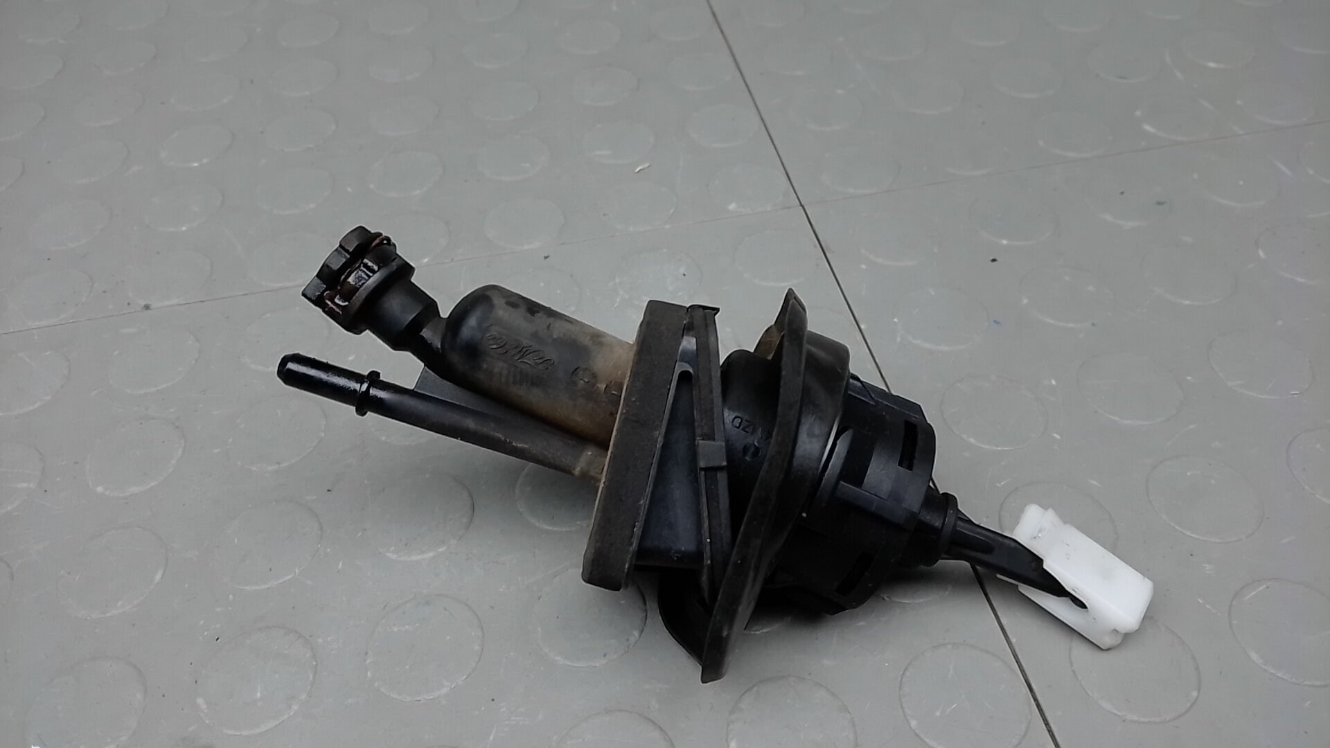 Цилиндр сцепления главный FORD FOCUS 2