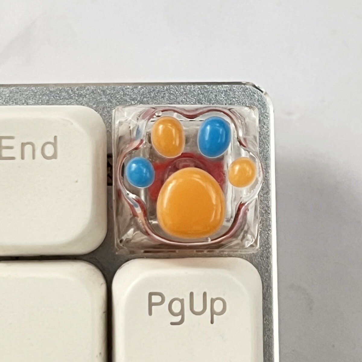 Трансграничная ручная капля клей милый цвет кошачий кошачий колпачок персонализированная смола крестообразный