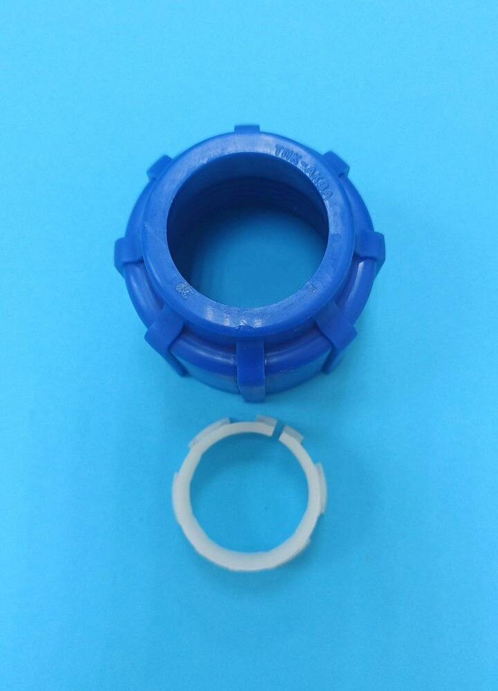 Муфта соединительная ПНД Ду32 (1 1/4") тпк-аква, внутренняя резьба 50мм (2") PN16