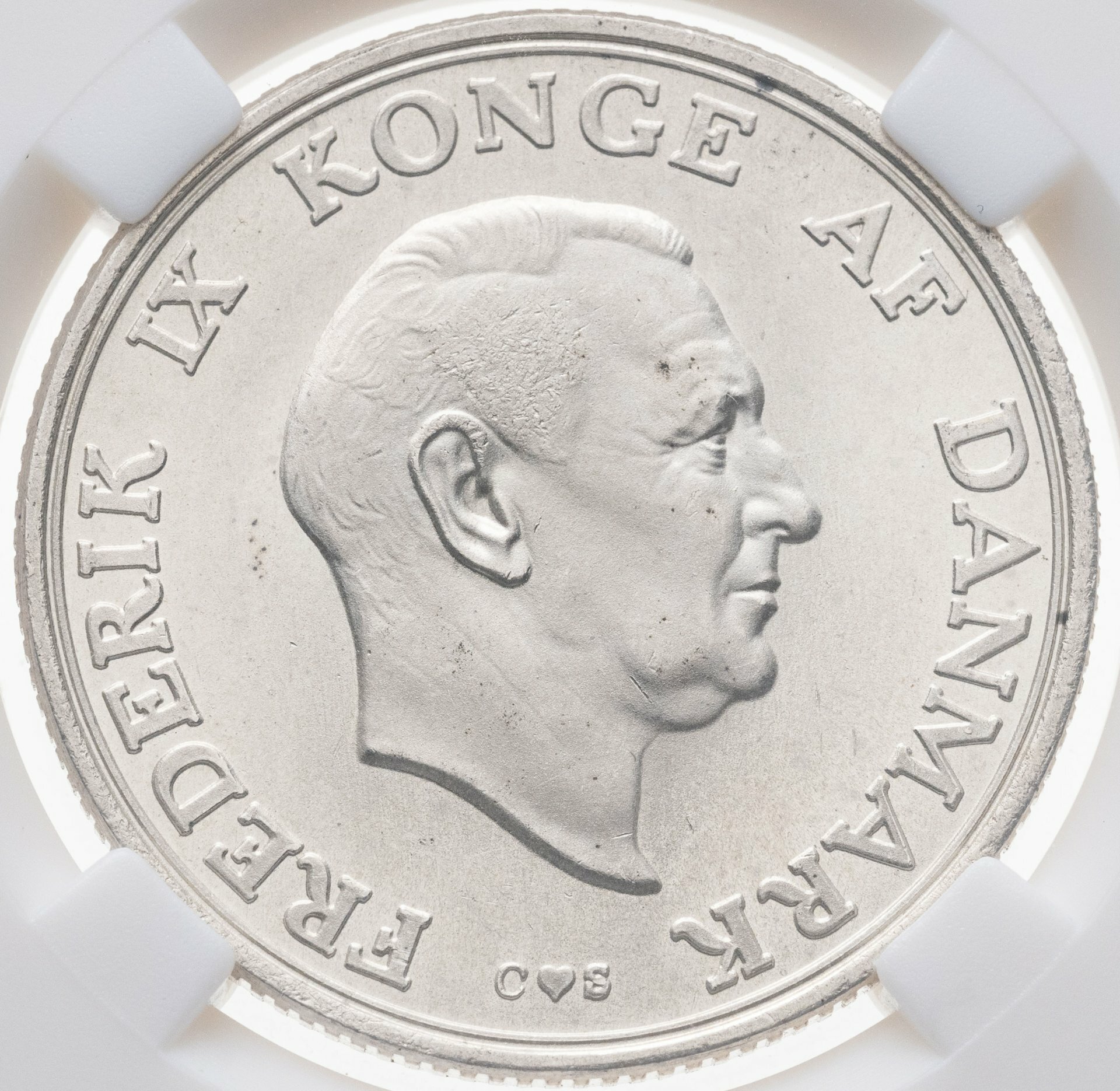 Дания 2 кроны kroner 1958 "18 лет принцессе Маргрете" в слабе ННР MS67, Серебро 800