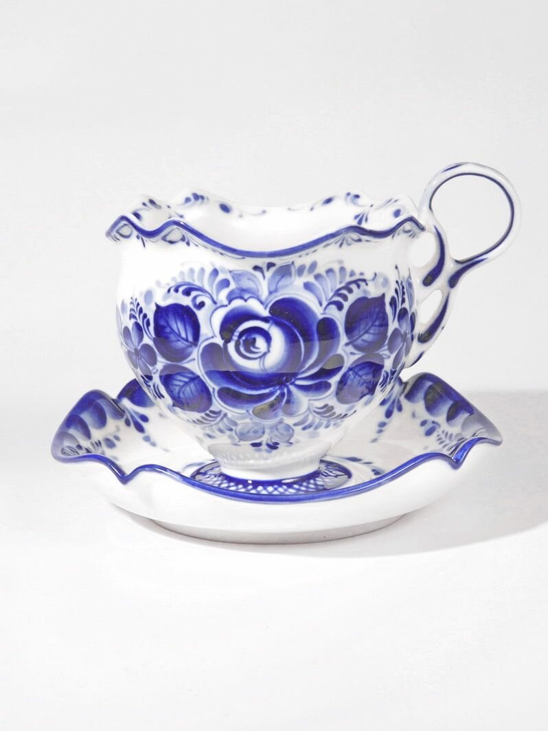 Чайная пара из фарфора "Ландыш".