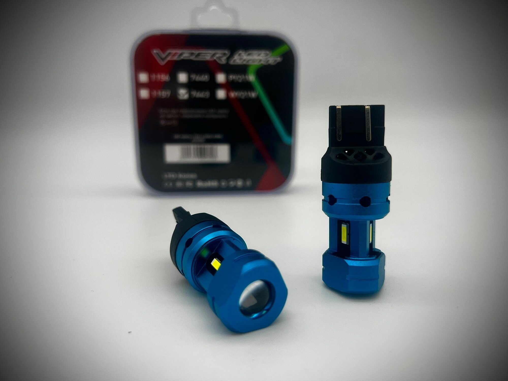 Светодиодные лампы W21/5W для LADA ВАЗ Largus 2 - Лада Ларгус с линзой 5000K - 7443 T20 / LED Лампы ПТФ / Лед Дхо