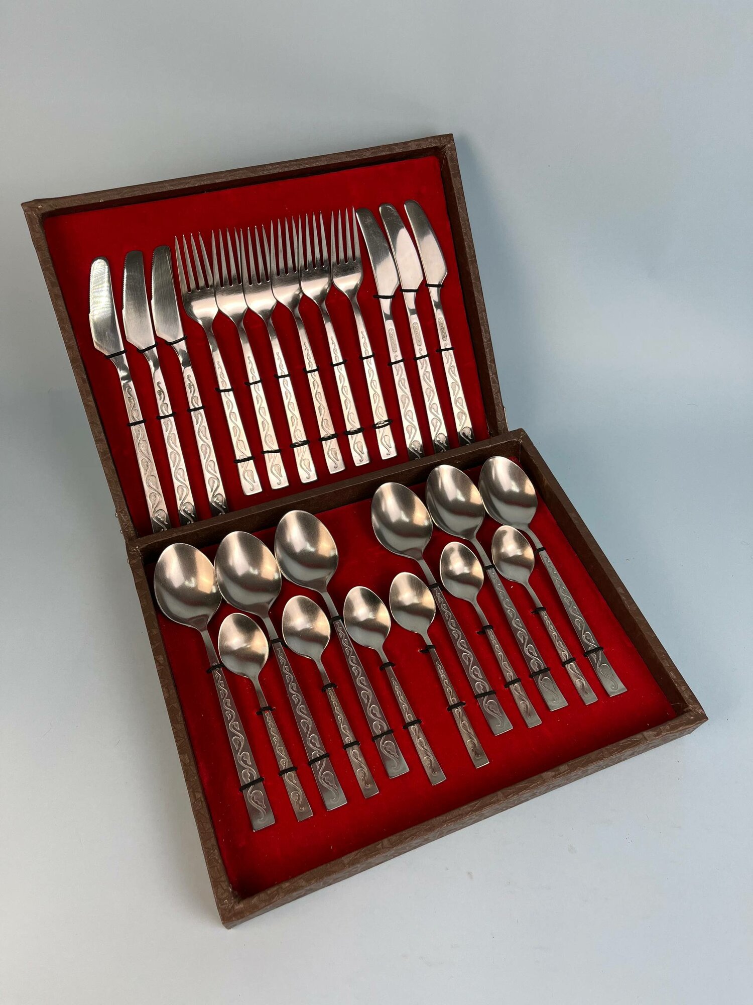 Набор столовых приборов. Нержавеющая сталь / винтаж СССР Свердловск 1990 г.