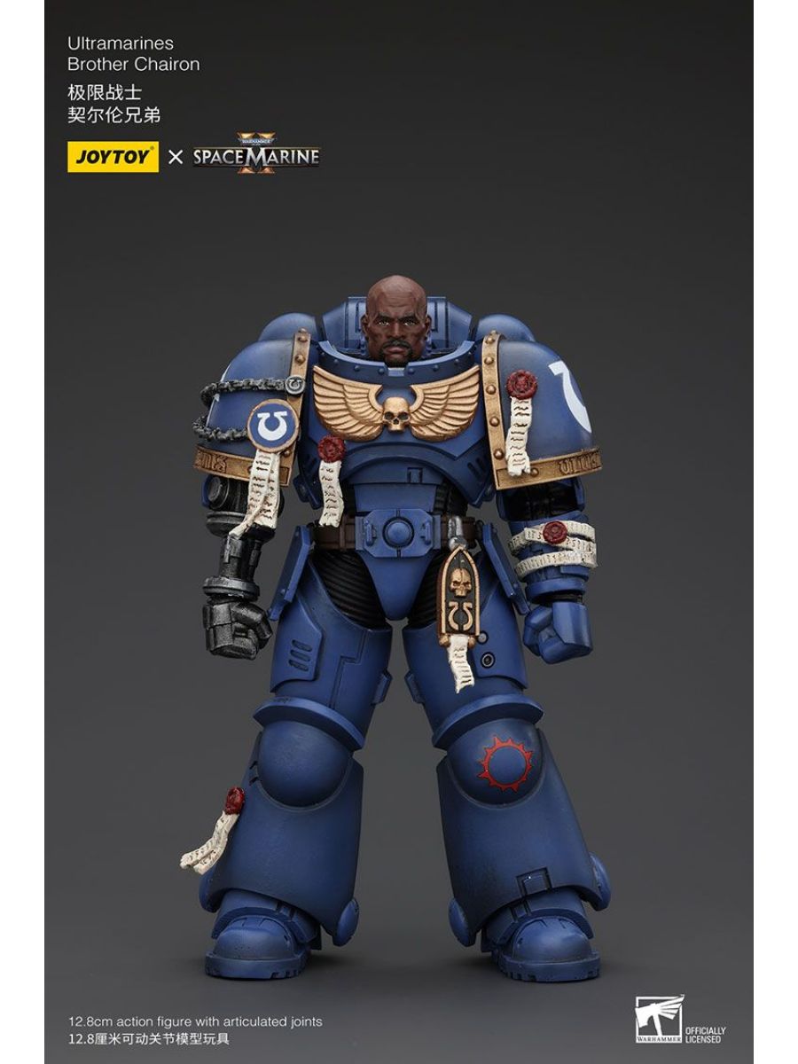 Подвижная фигурка JOYTOY Warhammer 40K 1/18 Action Figures Ultramarines Torvald with Power Sword, Stormshiled and Bolt Pistol
