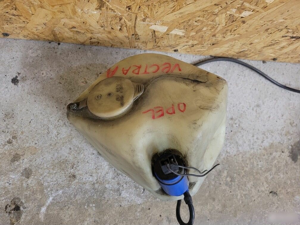 Бачок омывателя Opel Vectra A Б/У с пробегом