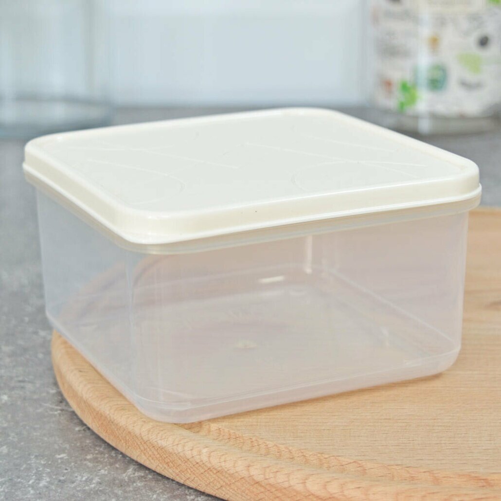 Контейнер пищевой 'Modena' 0,7л, квадратный, герметичная крышка, для СВЧ/морозилки, светло-бежевый