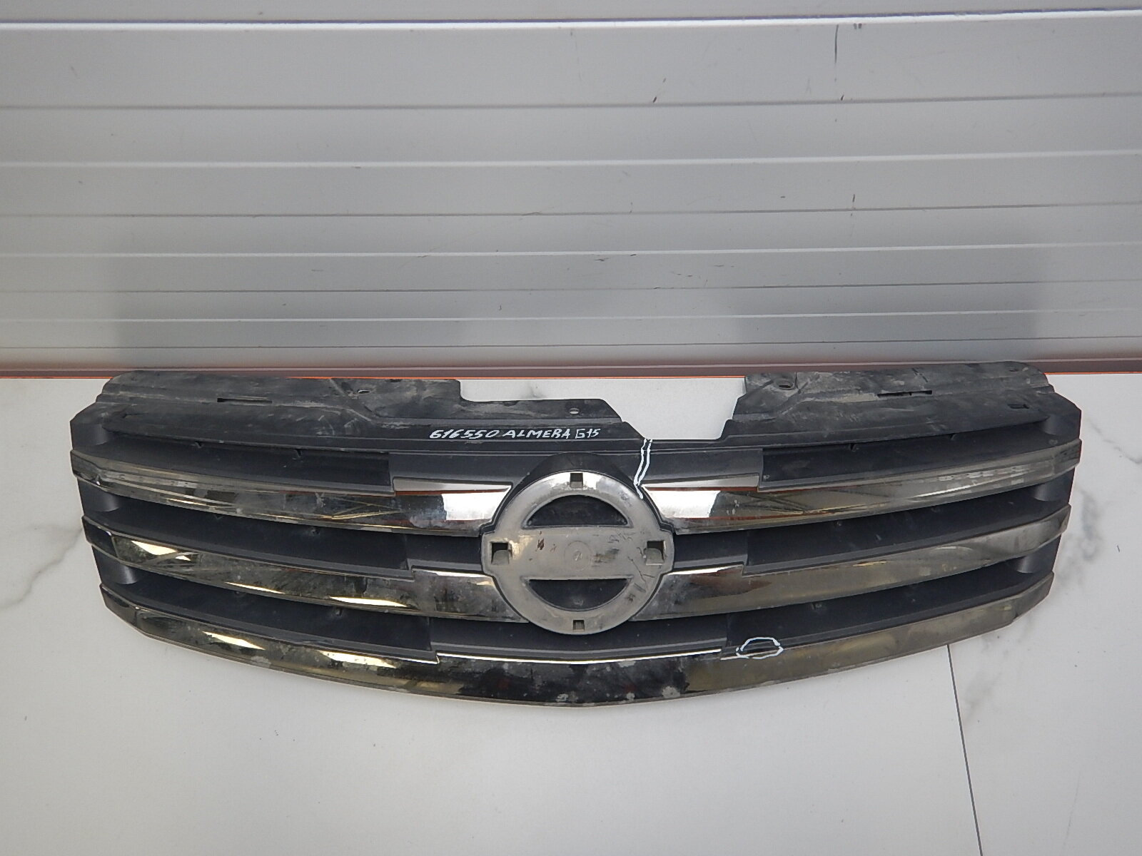 Б/У Решетка радиатора, Nissan (Ниссан)-ALMERA G15 (13-) NISSAN ALMERA G15 (13-) Трещина , сломано 3 крепления , царапины...